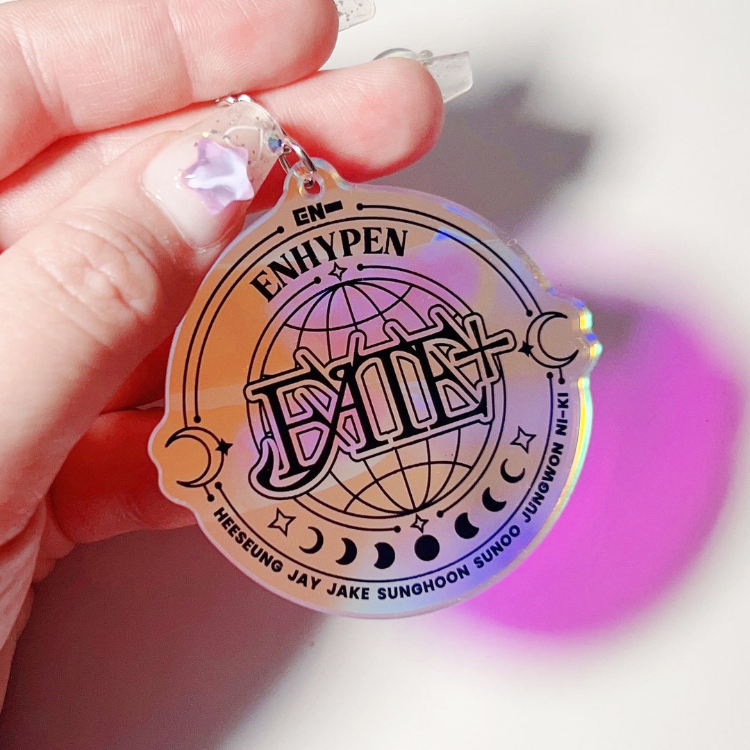 ENHA Holographic Keychain - ENGENE Fate World Tour - Etsy