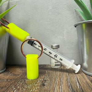 Universal Silicone Syringe/vial Cap Holder – for EMS, Nurses ...
