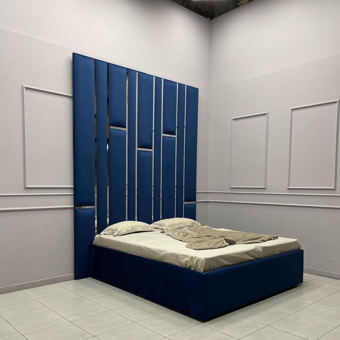 Bed Tampa Bed Frame Furniture King Size Headboard, Please Read ...