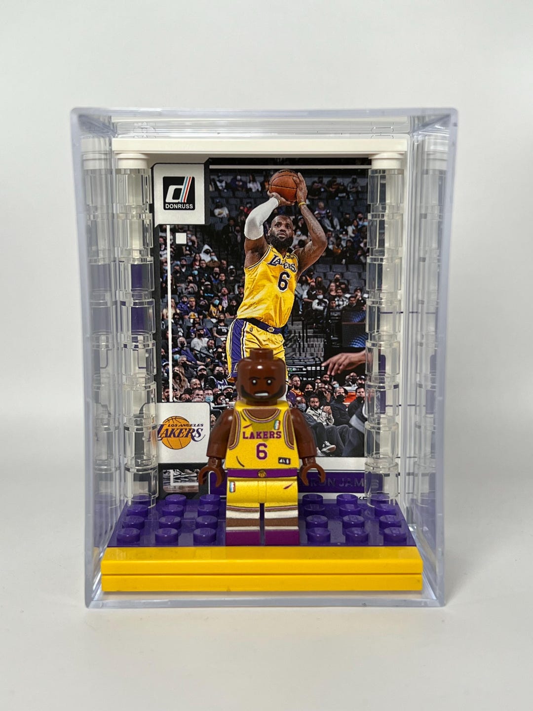 Lego NBA Lebron James Minifigure Display Case Limited Edition Force ...