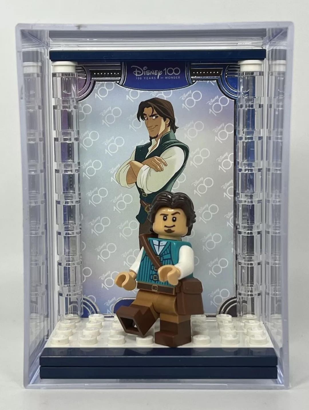 Lego Disney Flynn Rider Minifigure Display Case Limited Edition Force ...