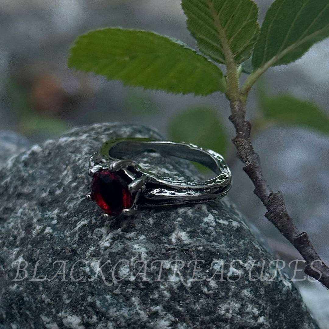 Garnet Gem Branch Ring | Whimsical Goth Gift, Romantic Blood Gem Ring ...