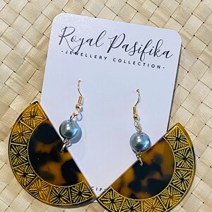 Faux Turtle Shell Island Pattern Semi Circle With Pearl Earrings - Etsy