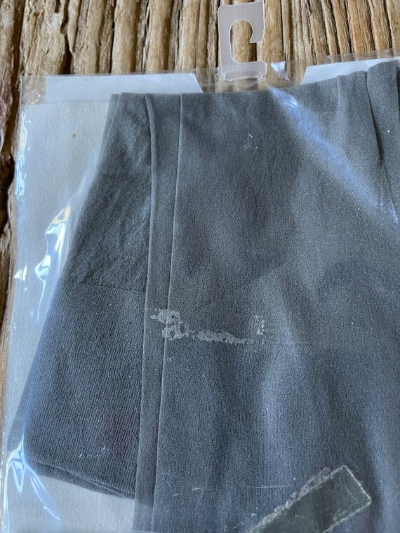 Vintage Nylon Stockings RHT Stockings GB Amalfi Gray - Gem