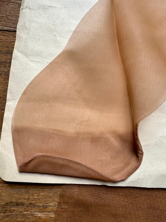 Vintage Micromesh Nylon Stockings RHT Stockings La Mo… - Gem