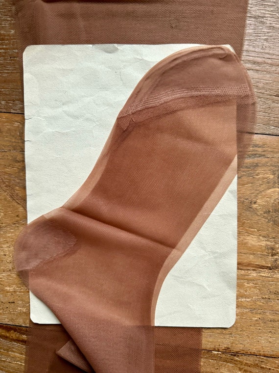Vintage Stockings Nylon Garter Belt RHT Stockings Mau… - Gem
