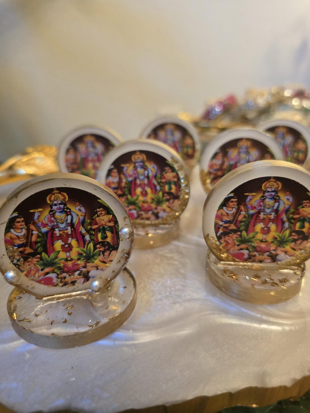 Resin Satyanarayana Swamy Stands, Vishnu Pooja Return Gifts, Wedding ...