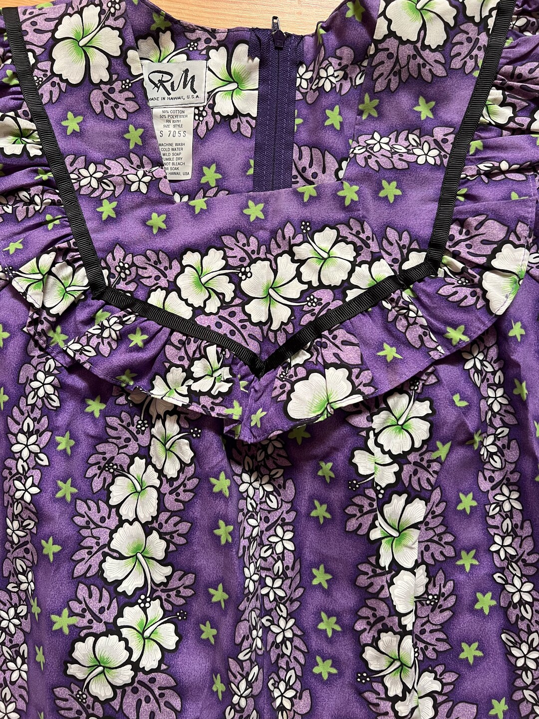 Muumuu Vintage Short Dress Made in Hawaii by RM, Purple With White ...