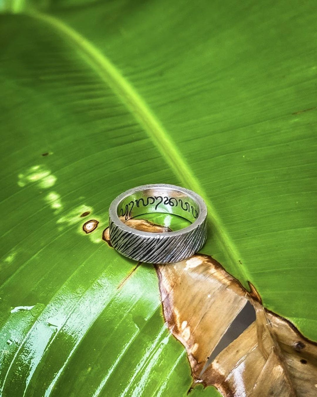 Balinese "island of Gods" Scratches Ring - Etsy