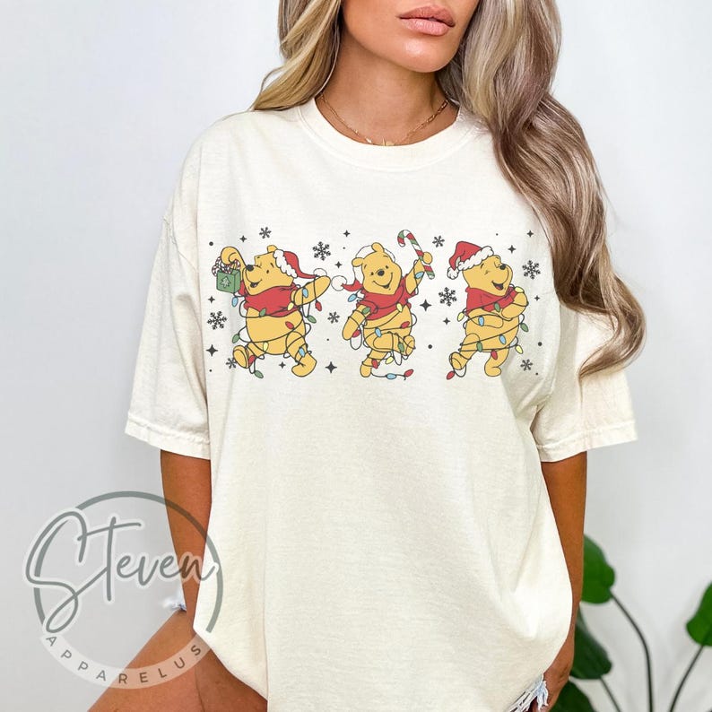 Vintage Winnie the Pooh Christmas Png, Santa Pooh Bear Christmas Lights ...