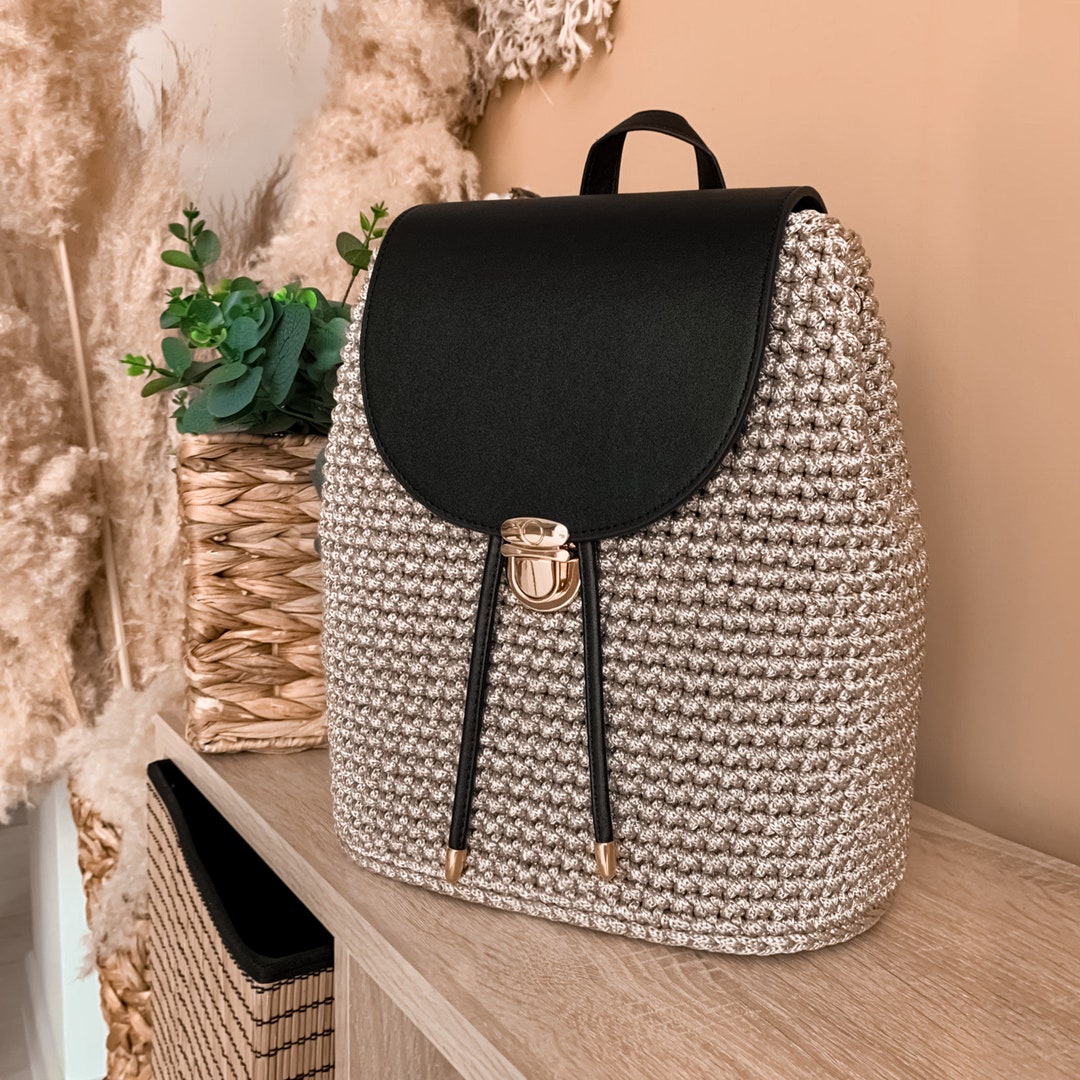 Modèle de sac à dos au crochet Modèle de sac à dos au crochet Modèle de ...