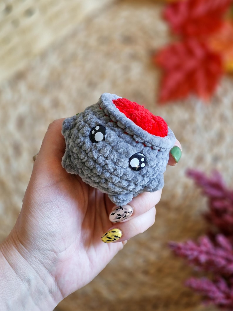 Handmade Cauldron Stress Ball, Fun Halloween Plush Toy, Small Desk Toy ...