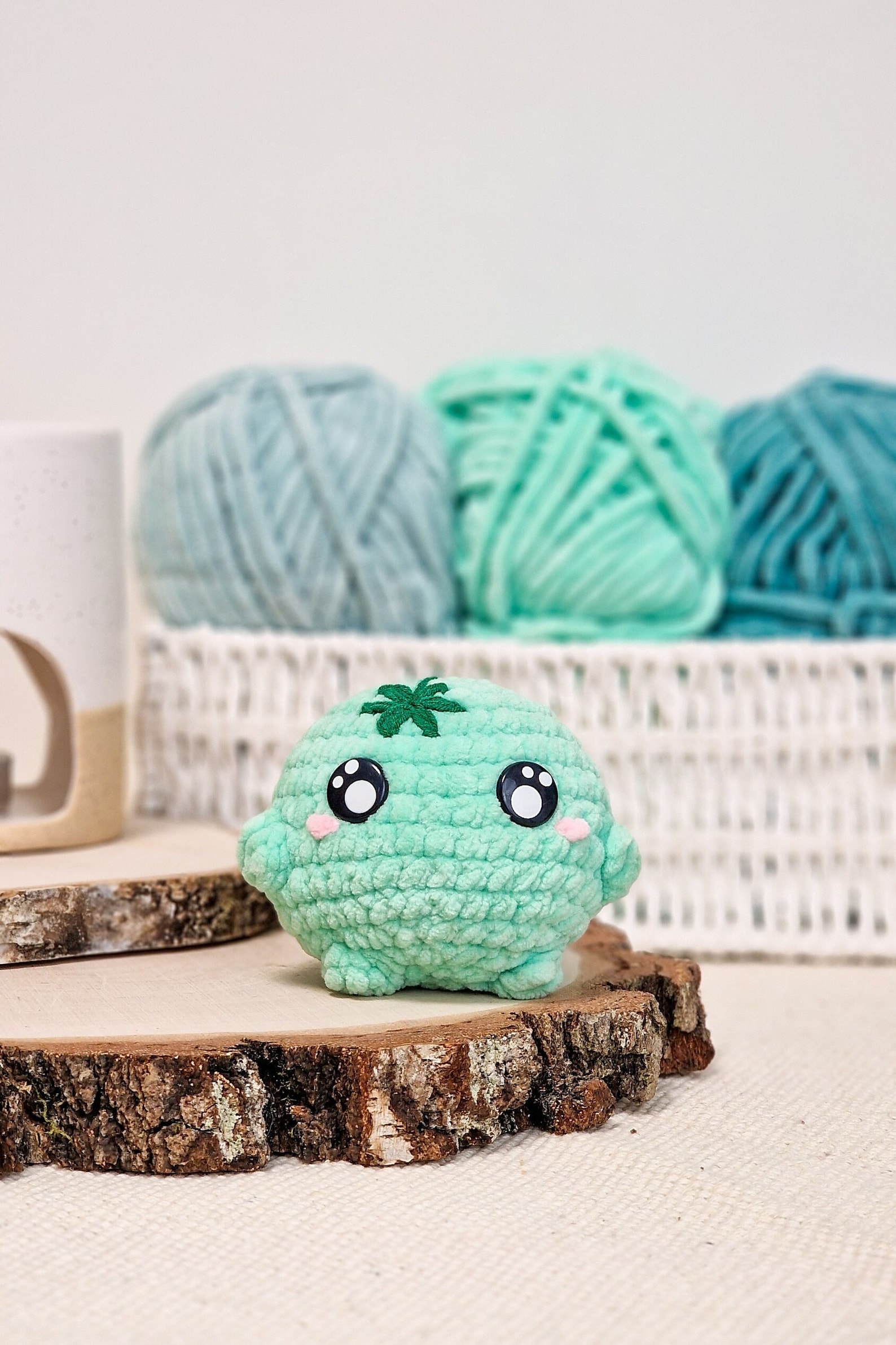 Stress Ball Crochet Pattern, Easy No Sew Amigurumi Pattern, Quick ...