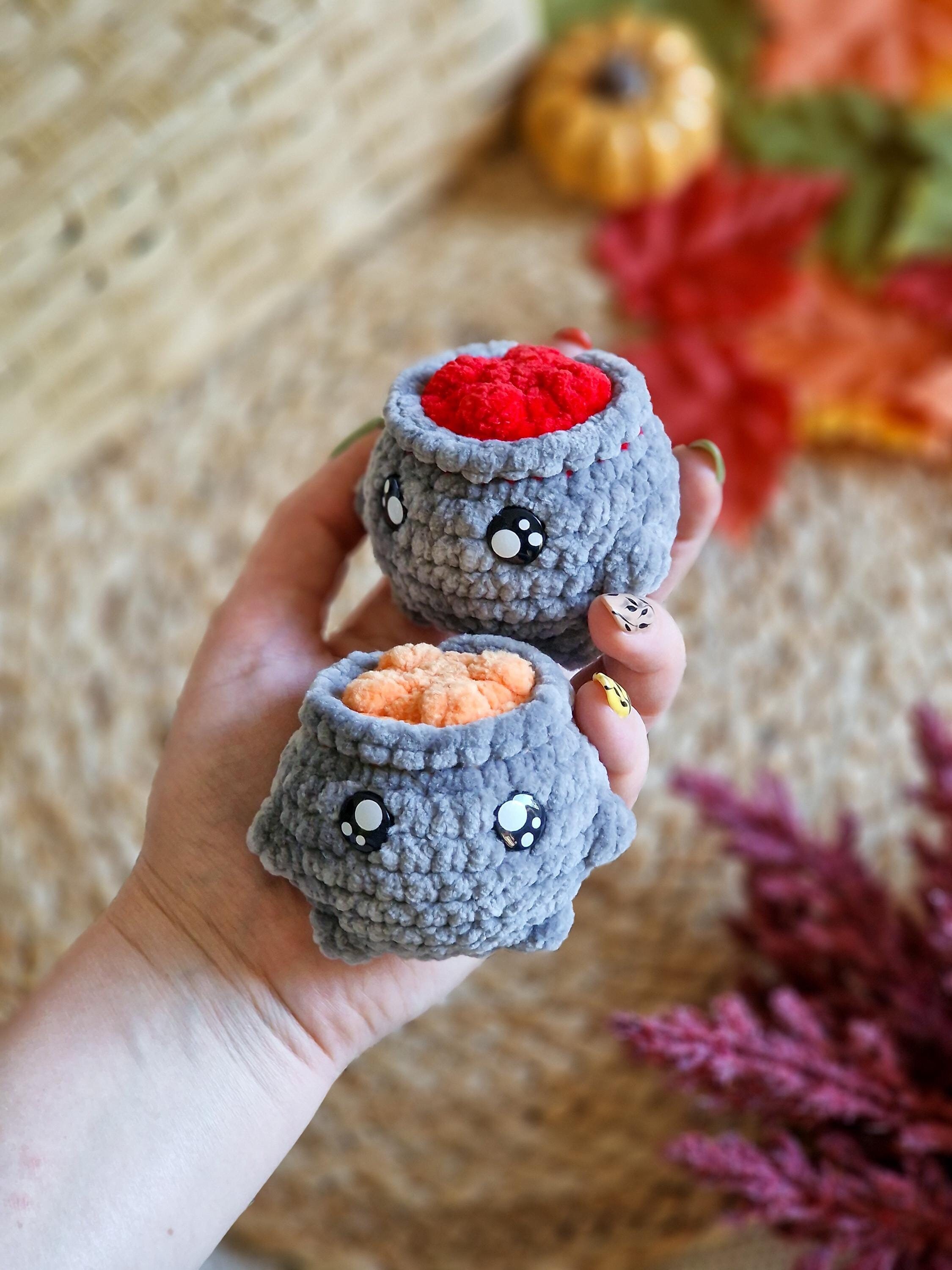Handmade Cauldron Stress Ball, Fun Halloween Plush Toy, Small Desk Toy ...