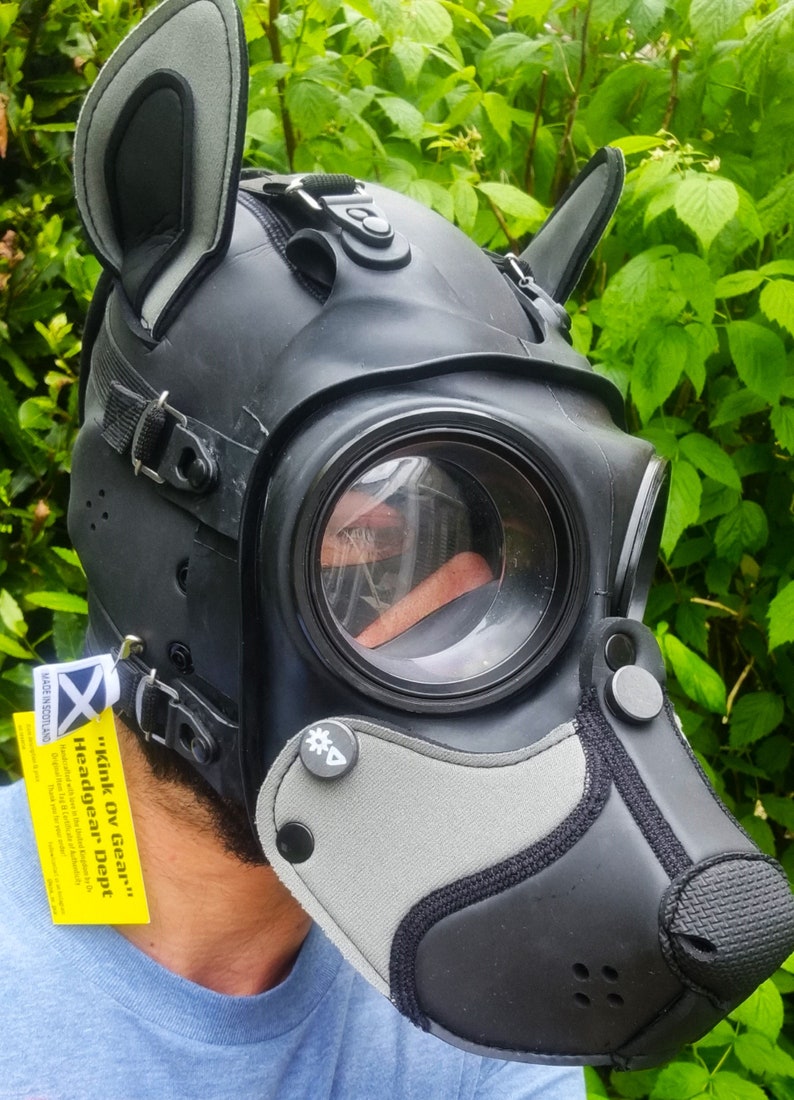 Magnetic Snap Puppy Gas Mask Muzzle S10.2 Rubber Replica. Lenses Mister ...