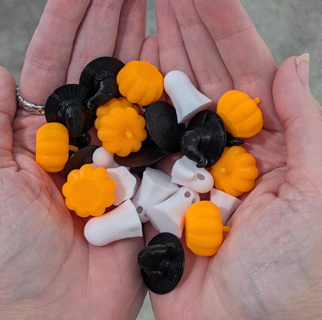 Halloween Mini Trinket Set – 25 Pieces (ghosts, Pumpkins, Witch Hats ...