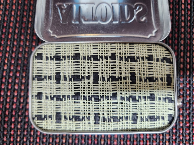 Portable Mint Tin Guitar Amplifier Altoids Blue/british Vintage Retro ...