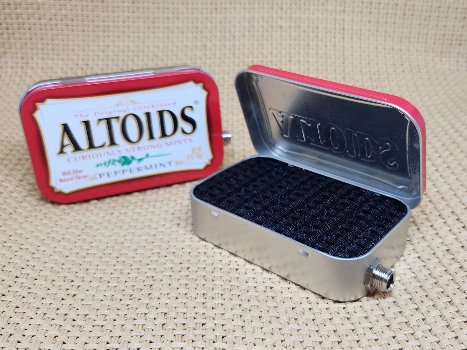 Handmade Altoids Tin Guitar Amp: Portable Pocket Amplifier - Etsy