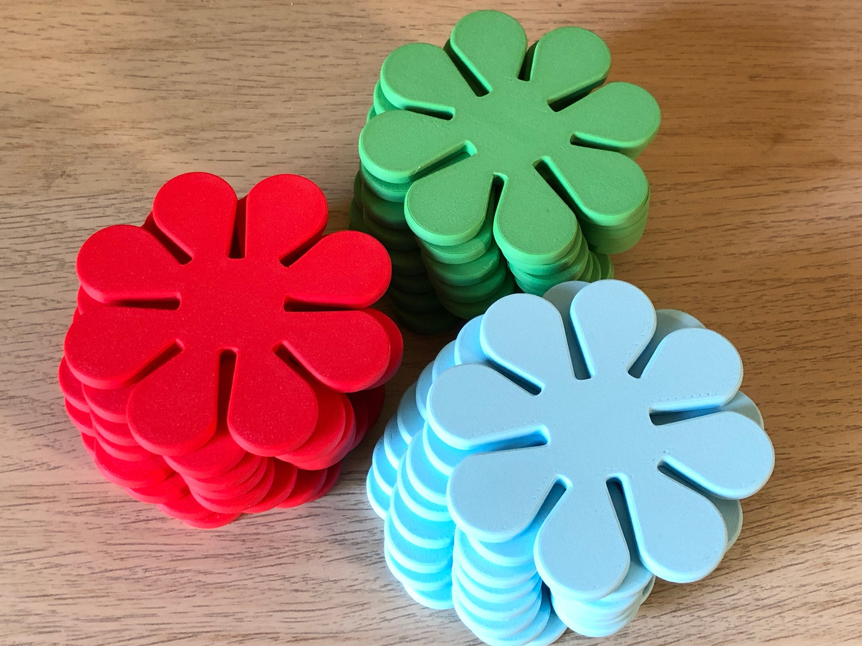 Clover: DIY Cardboard Construction Kit for Creative Kids. 25 Discs. Car ...