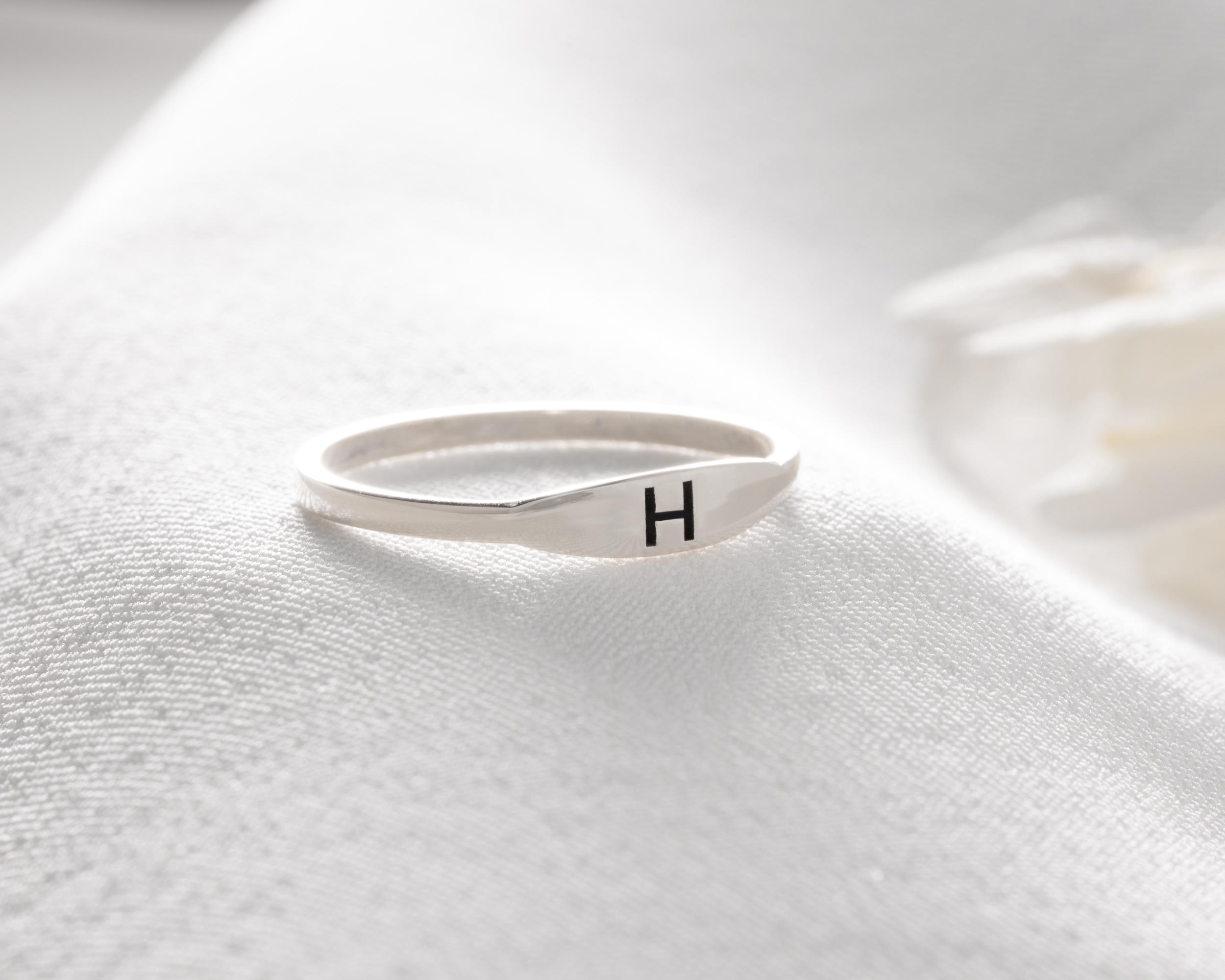 Custom Signet Ring 14K Gold Letter Ring Personalized Initial Signet ...