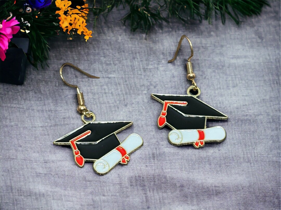 Celebrate Achievements With Graduation Cap and Diploma Earrings ...
