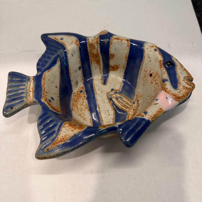 Studio Pottery Fish Dish - Etsy