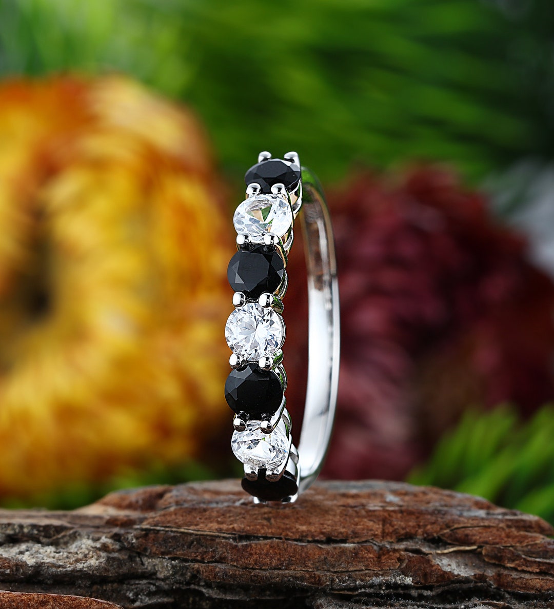 Vintage Black Onyx Wedding Band, Round Moissanite Wedding Ring, Unique Diamond Bridal Ring ...