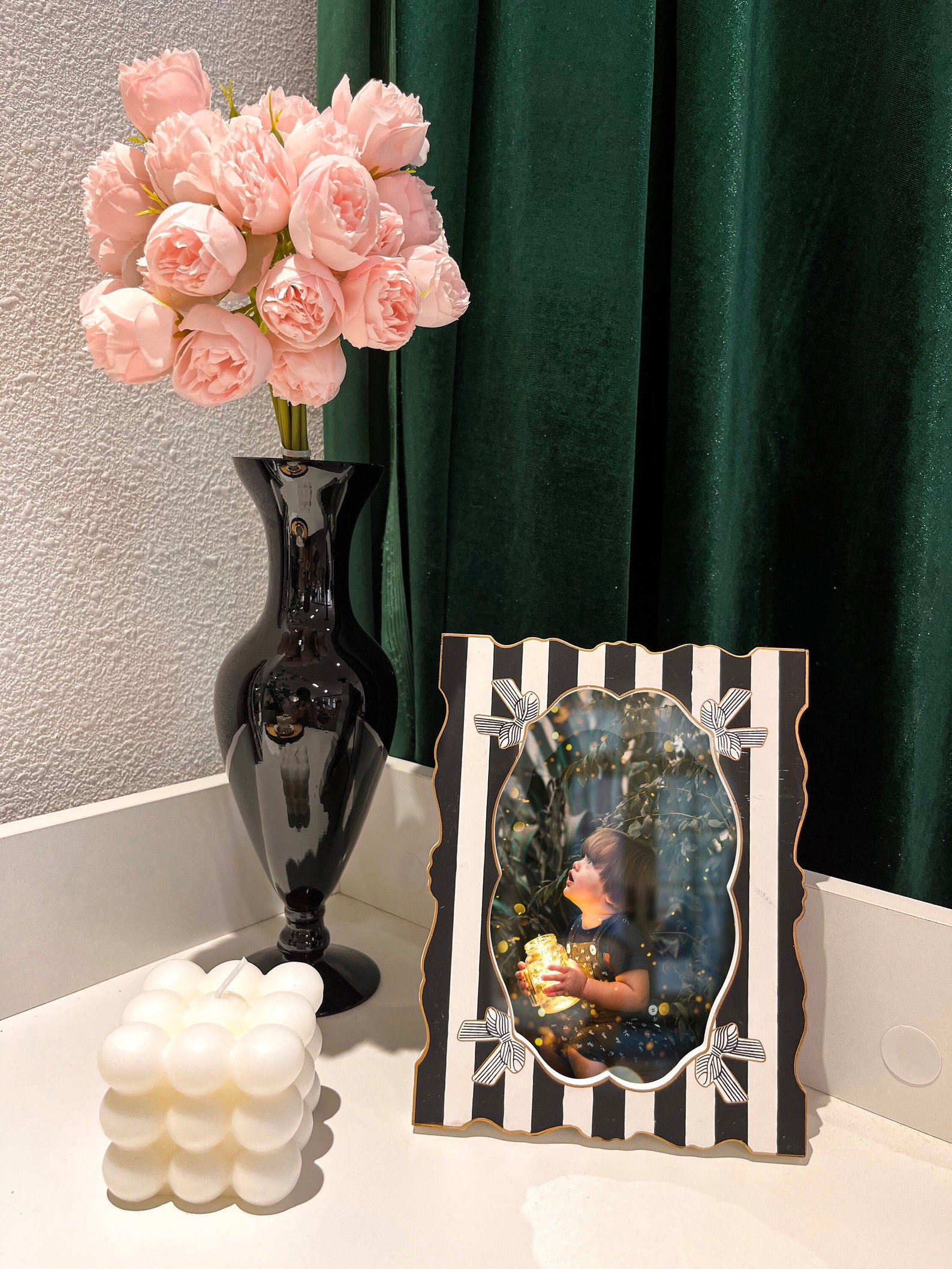 Pretty as A Bow Hall Mirror, Black and White Stripe Bow Photo Frame,4x6 ...