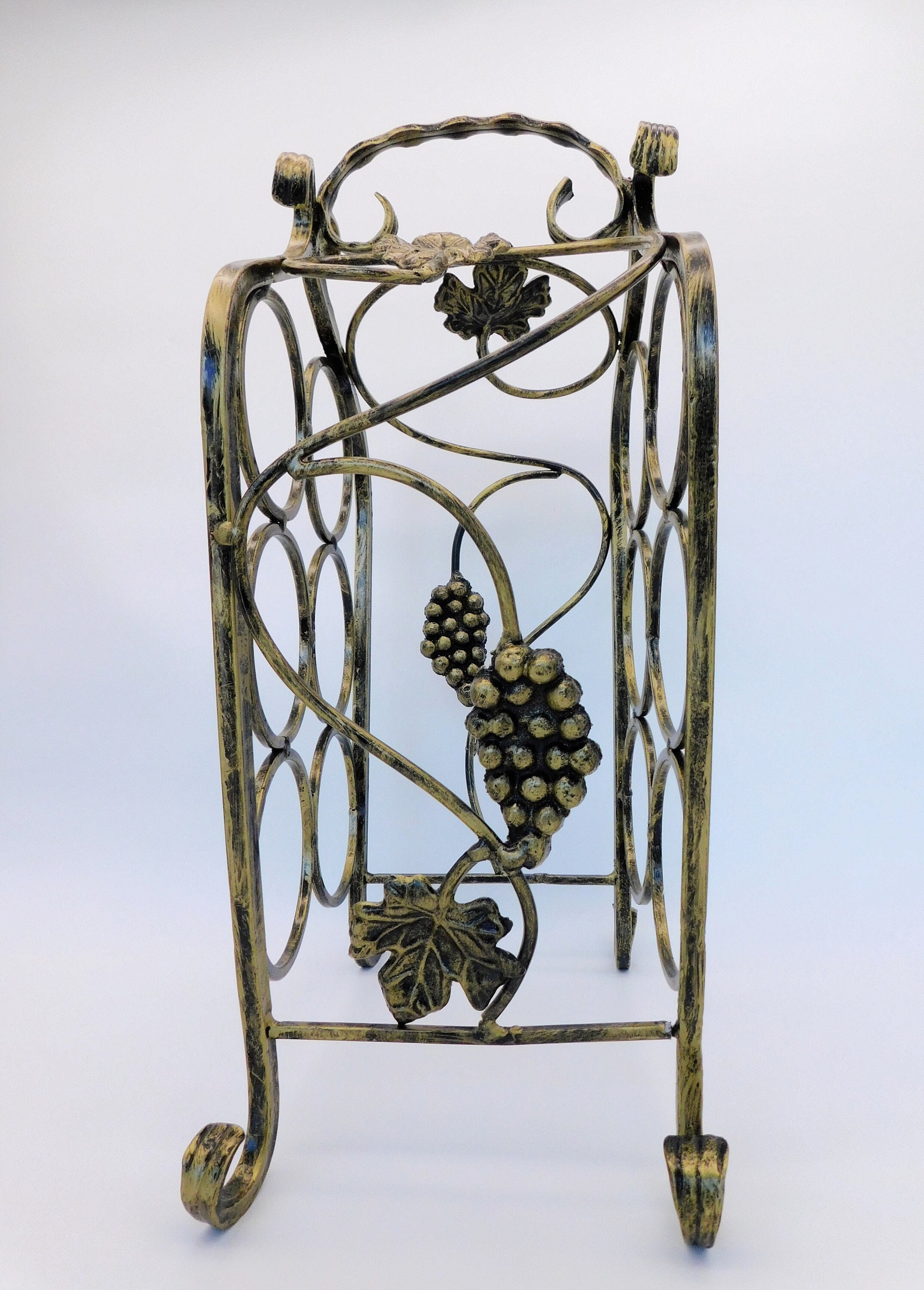 Large Antiqued Wrought Iron Grapevine 6 Bottle Wine Rack, With Handle ...