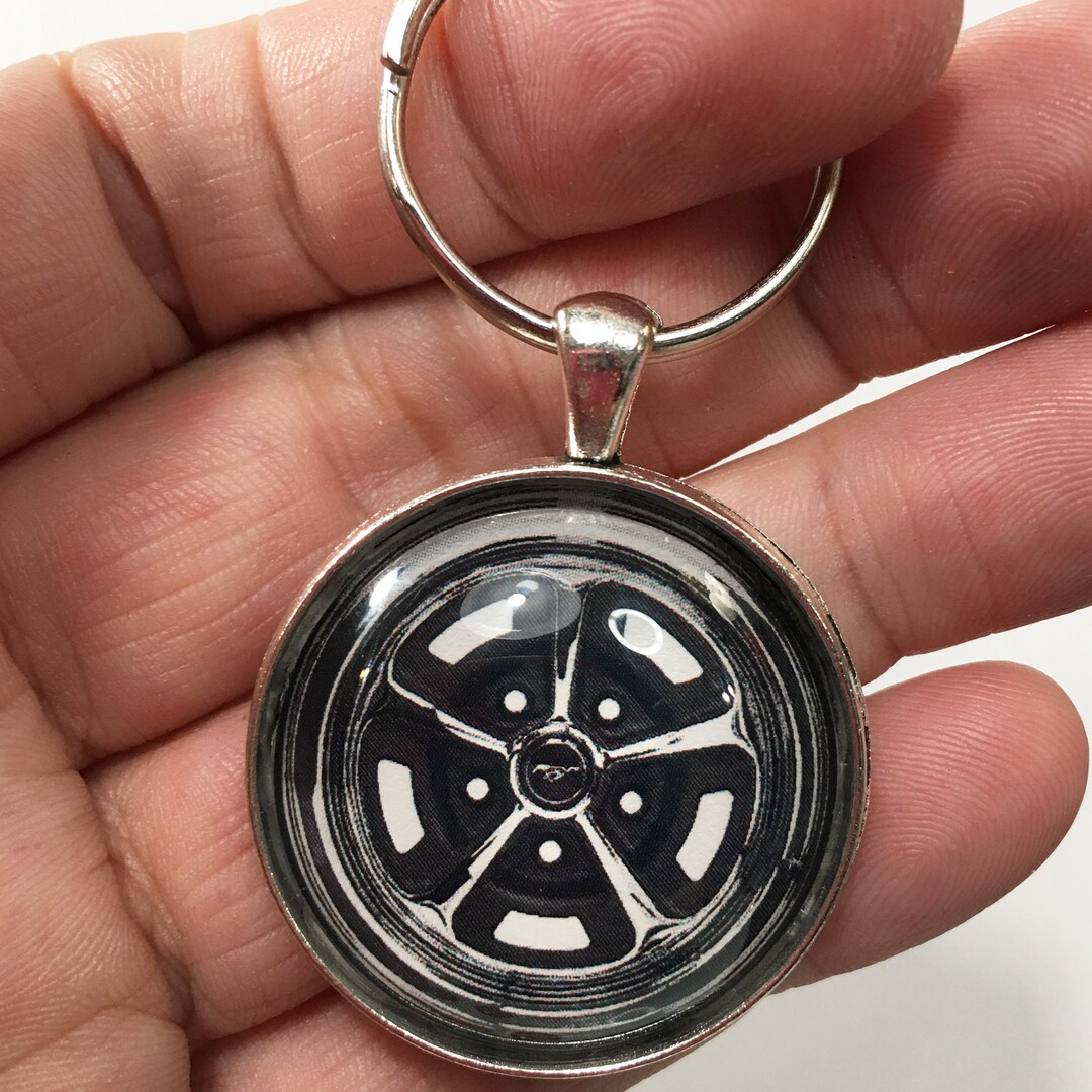 Vintage Ford Mustang Pony Logo Chrome Mag Wheel 1.2 Diameter Keychain ...