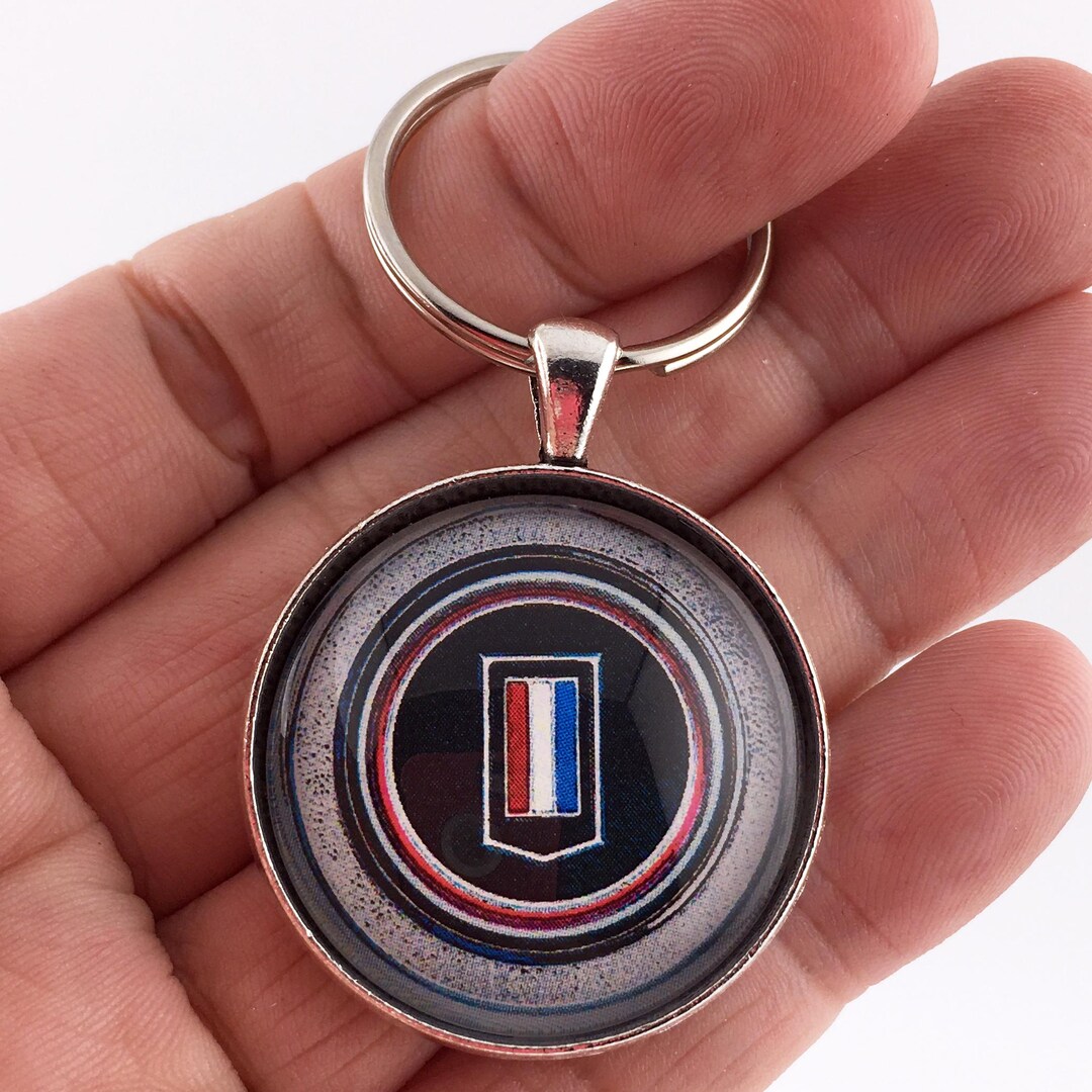 Vintage Camaro 2nd Gen Tri Stripe Door Panel Emblem 1.2" Keychain • - Etsy