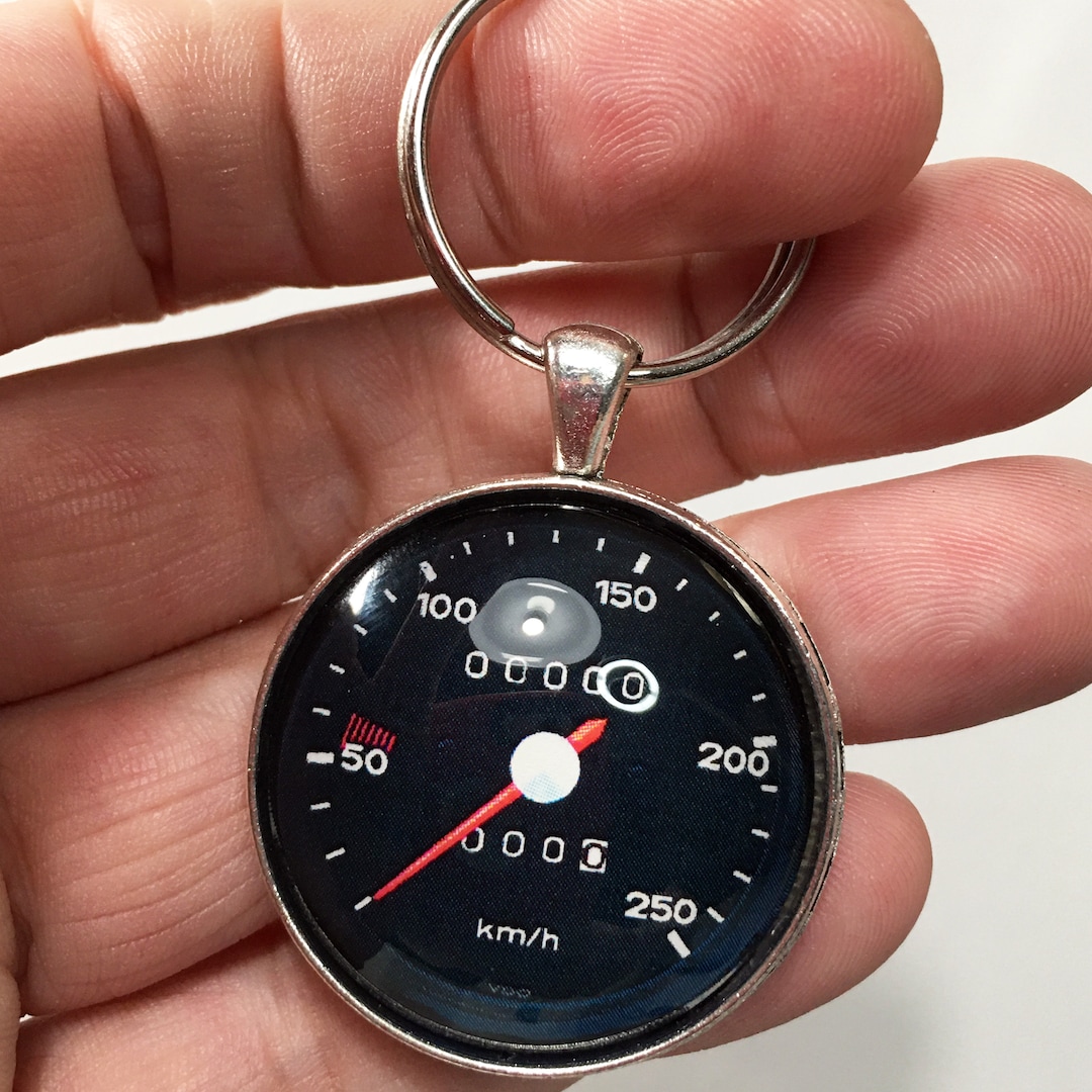 Vintage 911 European Speedometer Gauge 1.2 Diameter Keychain - Etsy