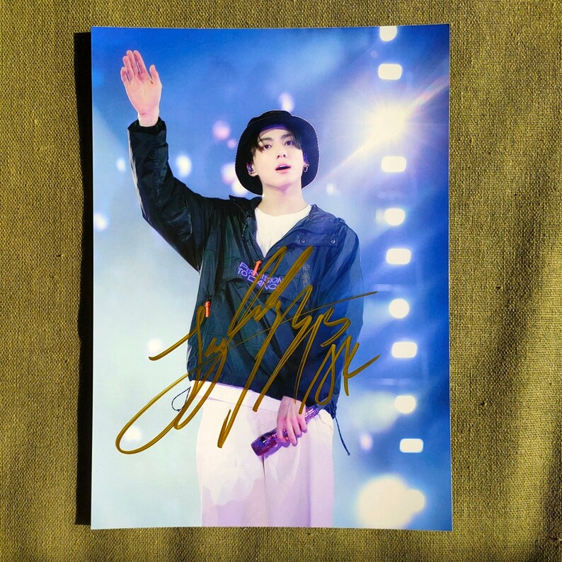 Jungkook Autograph Jungkook of BTS Autographed Postcard - Etsy