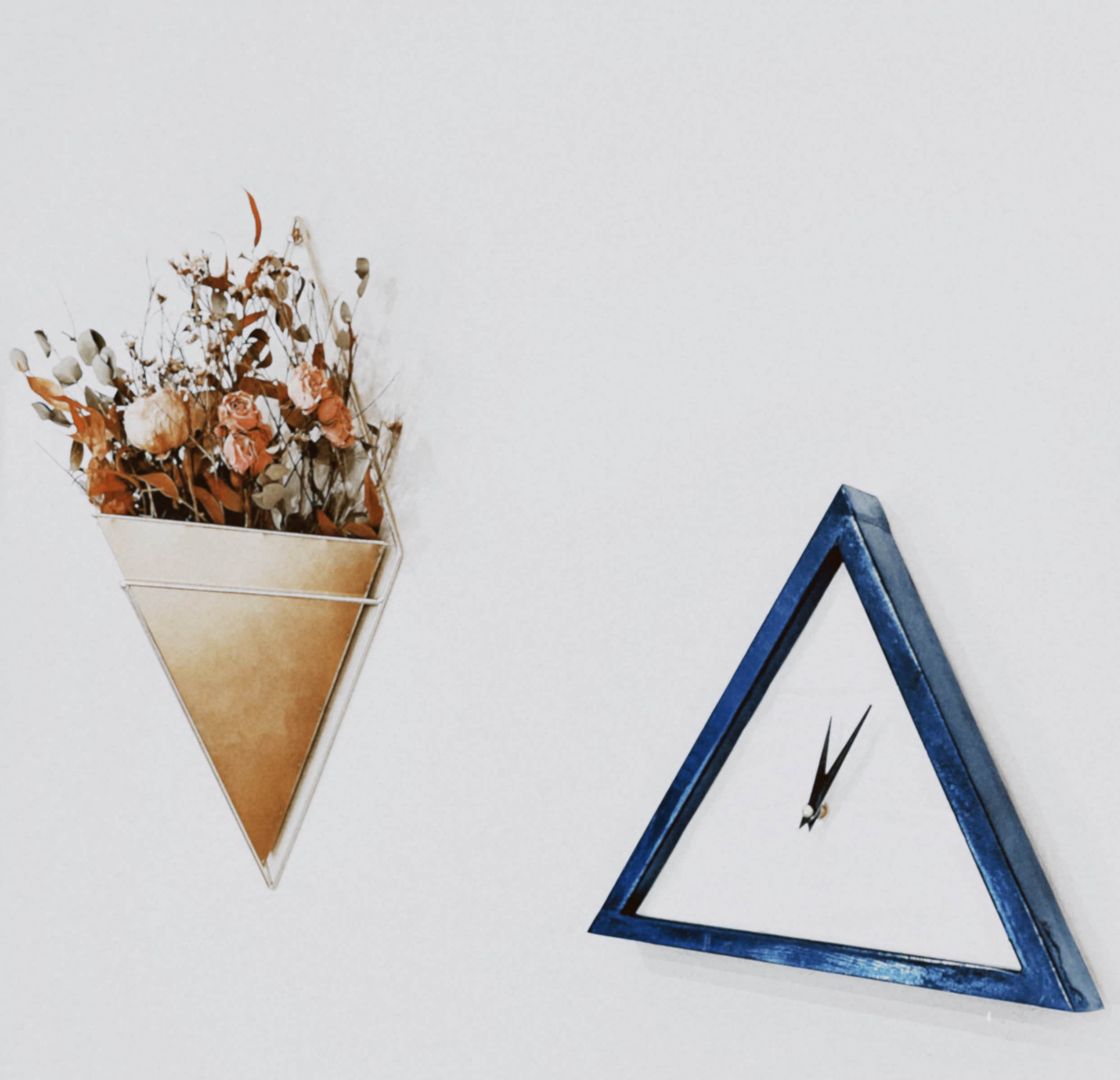 Artisanal Rustic Triangular Clock - Etsy