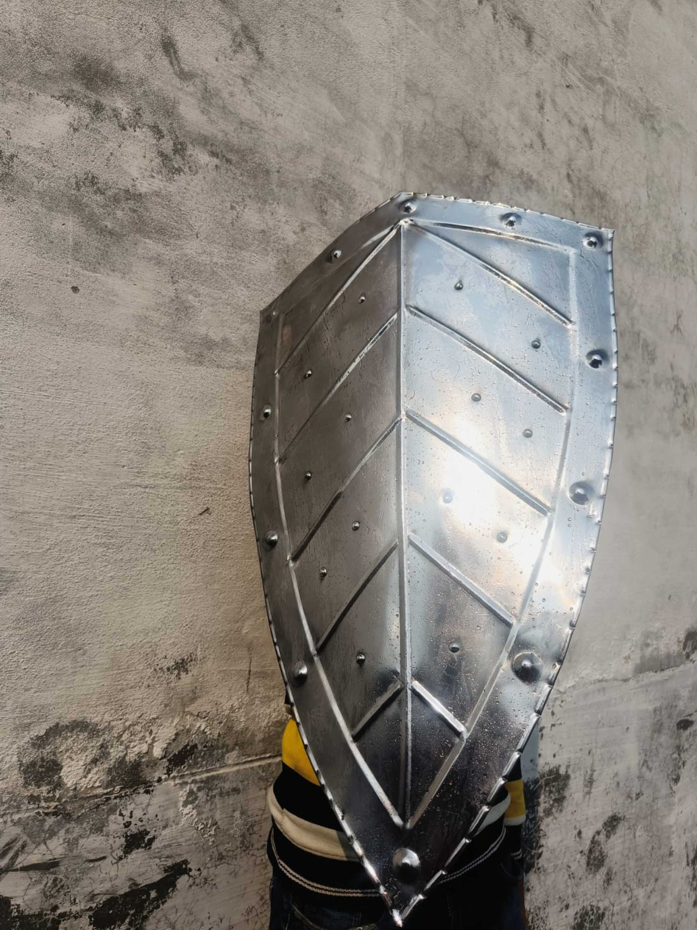 Medieval 18 Gauge Steel Heater Shield: Knight Crusader Larp Cosplay - Etsy