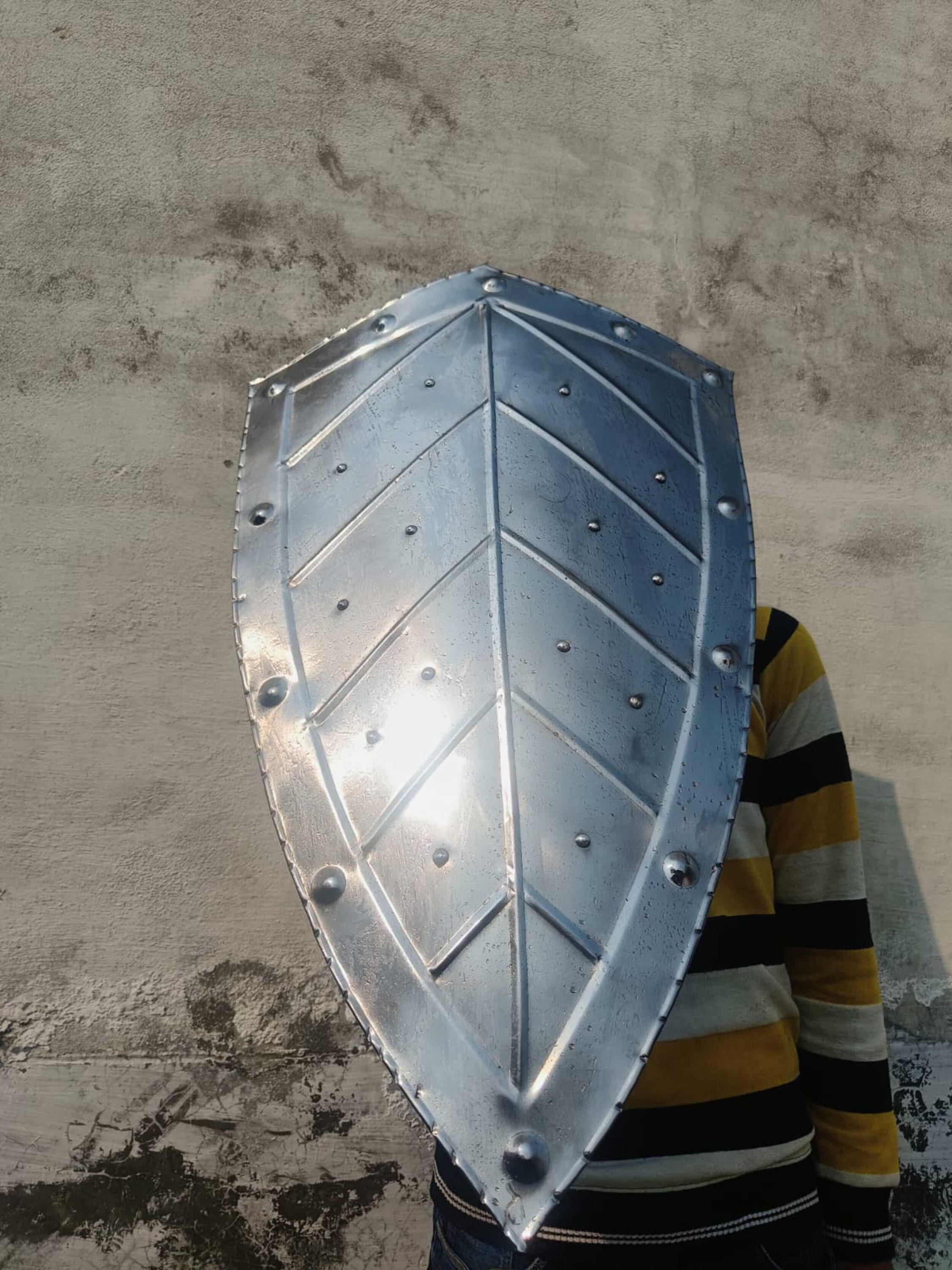 Medieval Heater Shield | Medieval Knight Crusader Cross Templar Shield ...