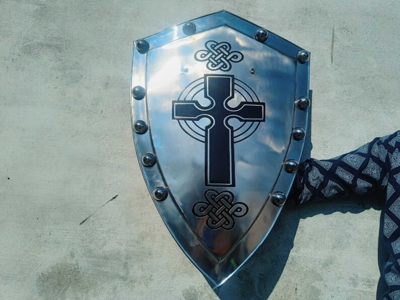 Medieval Knight Cross Shield | Medieval Knight Crusader Cross Templar ...
