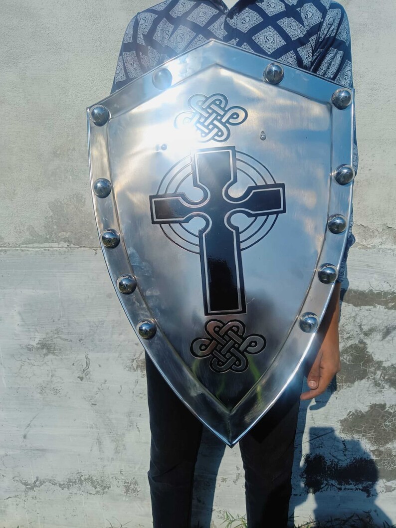 Medieval Knight Cross Shield | Medieval Knight Crusader Cross Templar ...