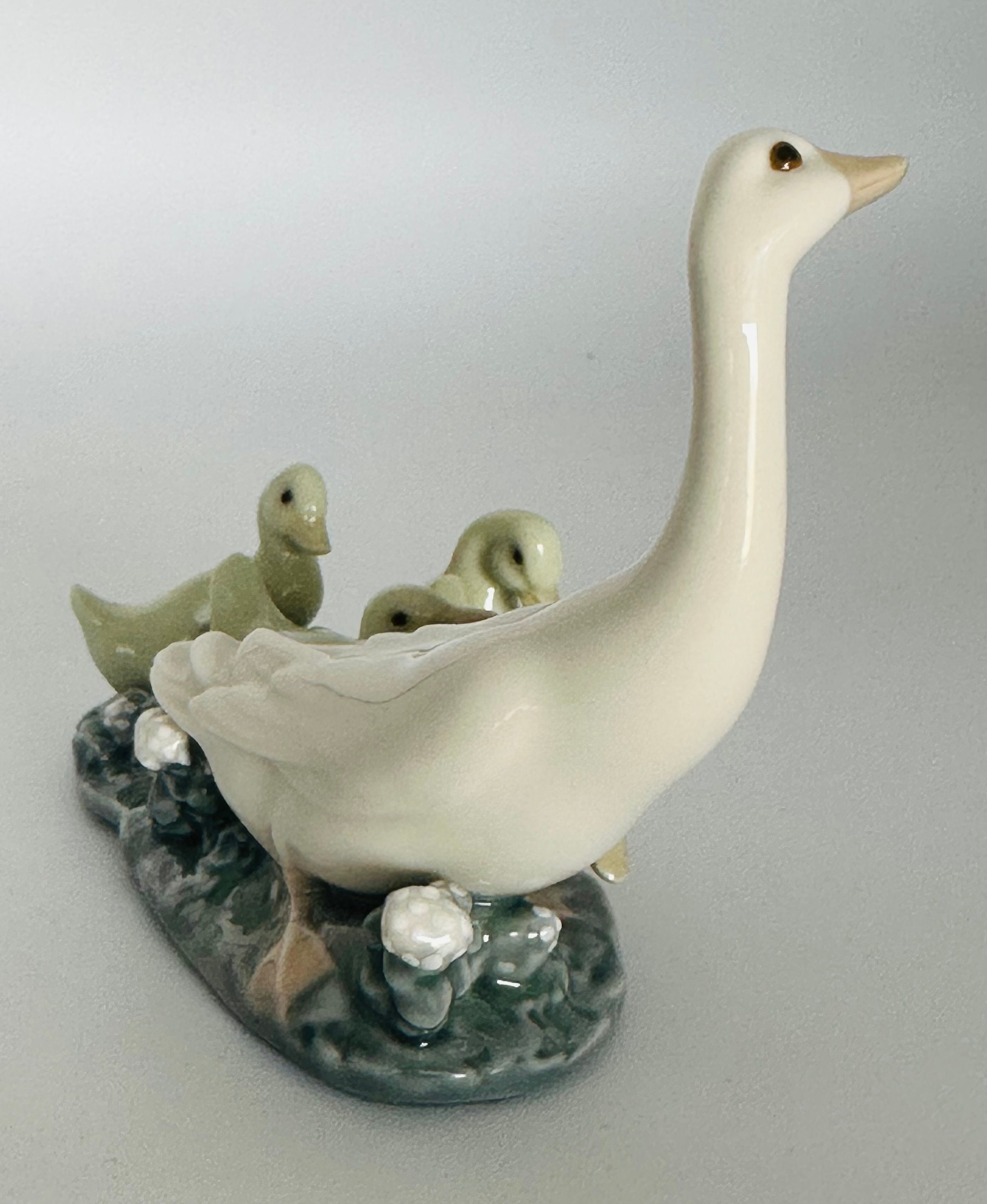 Vintage Lladro Mother Duck and Ducklings #1307 - Etsy
