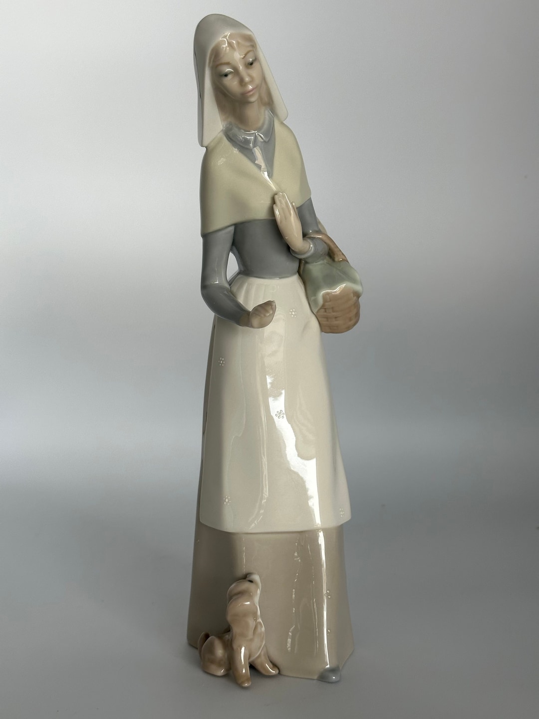 Vintage Lladro Shepherdess Girl With Dog and Basket Porcelain Figurine ...
