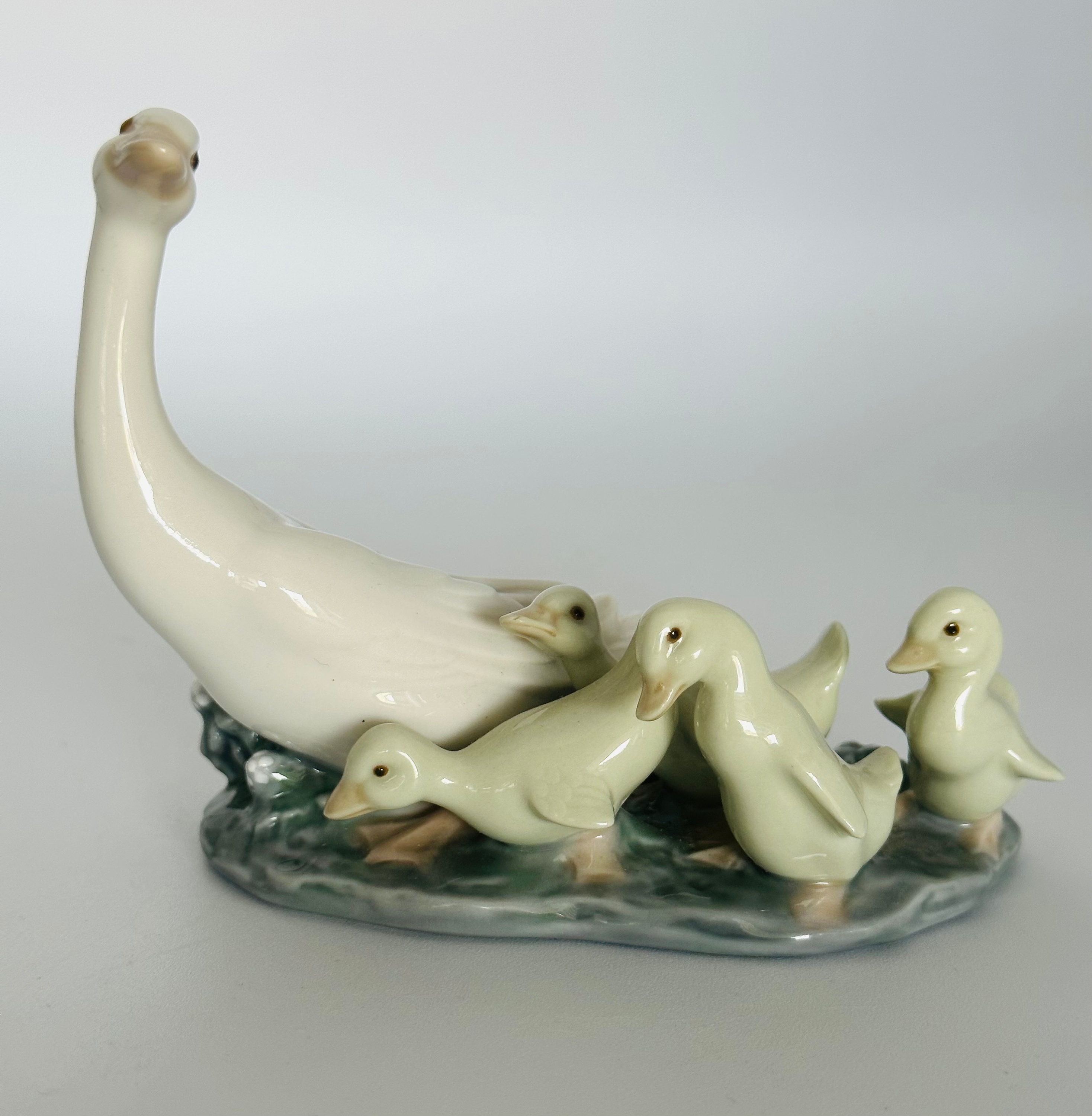 Vintage Lladro Mother Duck and Ducklings #1307 - Etsy