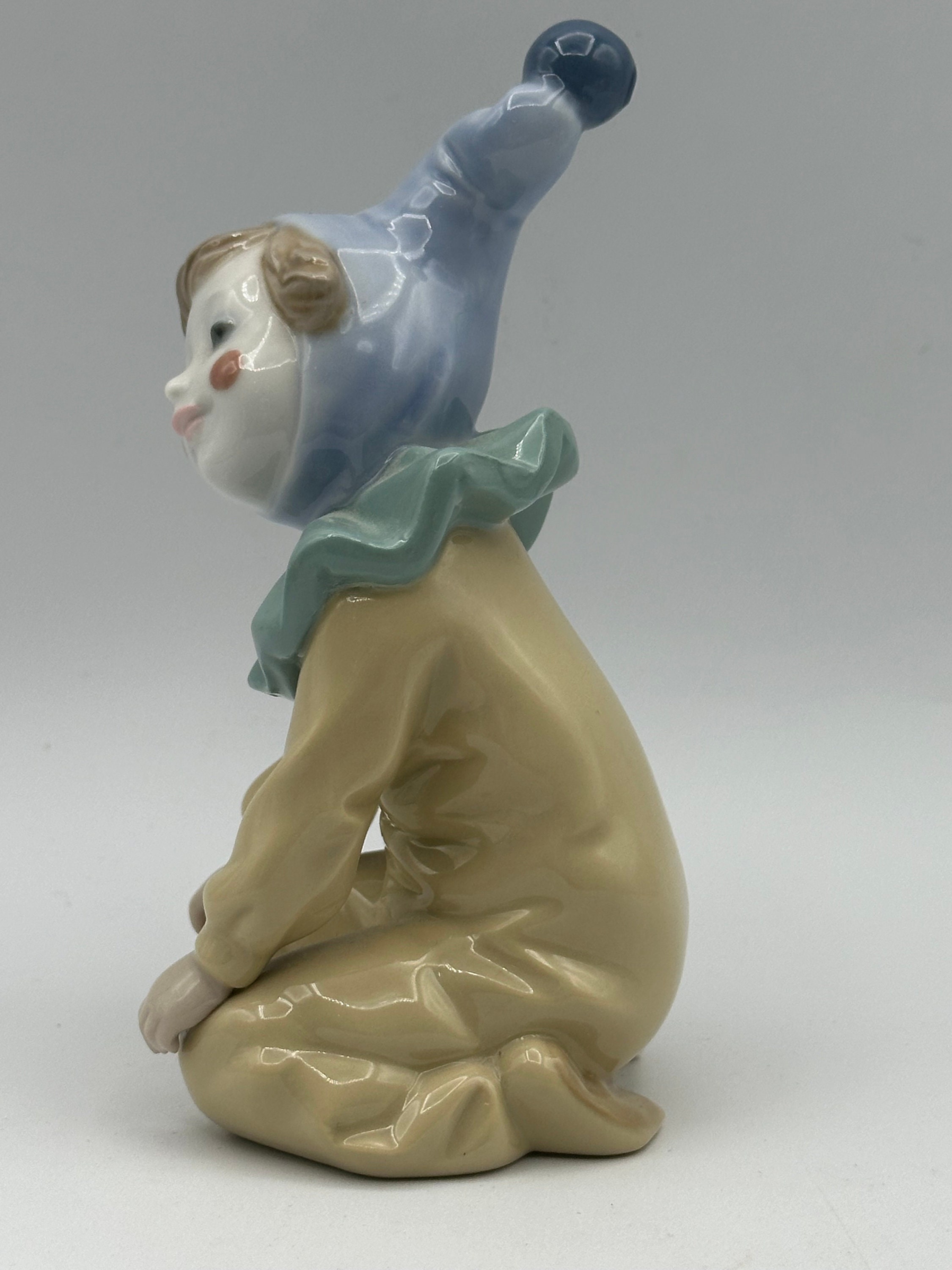 Vintage Nao By Lladro Kneeling Clown Joy Jester 1067 Etsy