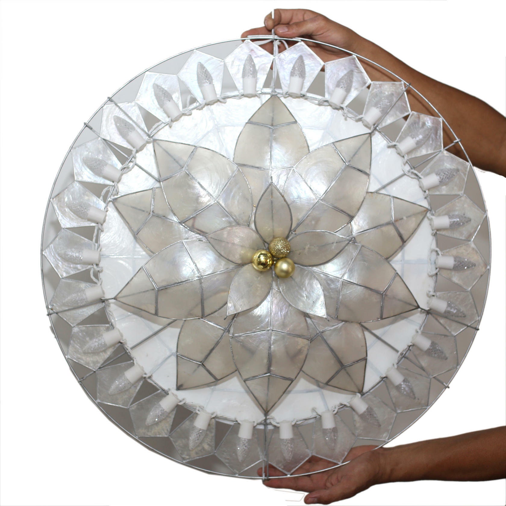 25" Capiz Wreath Smart Parol: COLOR CHANGING Filipino Christmas Lantern ...