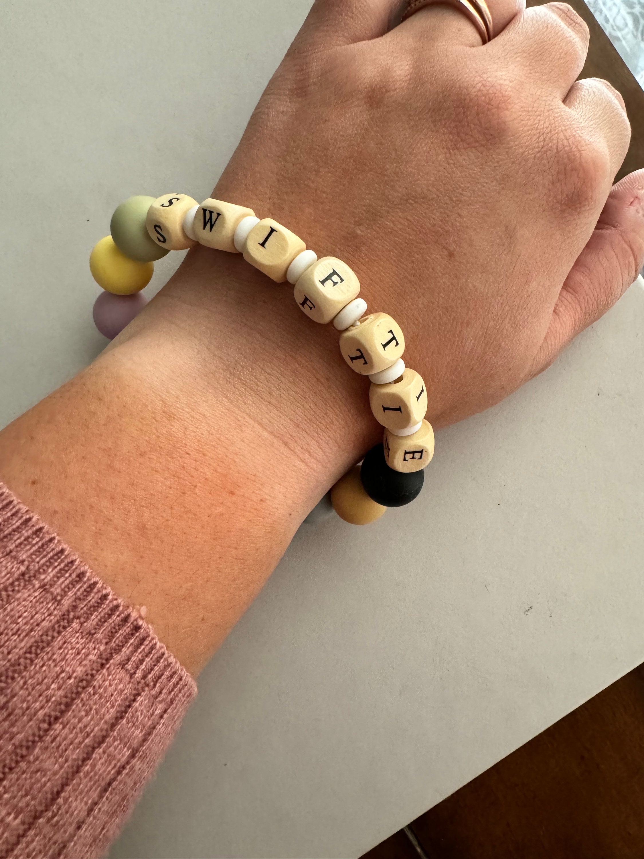 Silicone/wood Key Ring/taylor Swift/ Swiftie Key Ring/swiftie/silicone ...