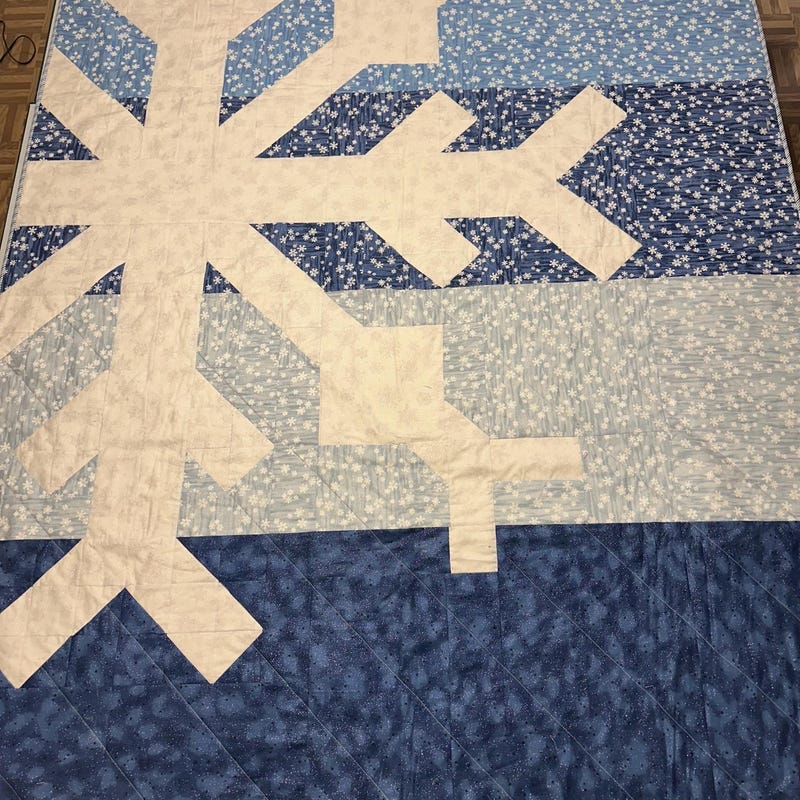 Snowflake Quilt - Etsy