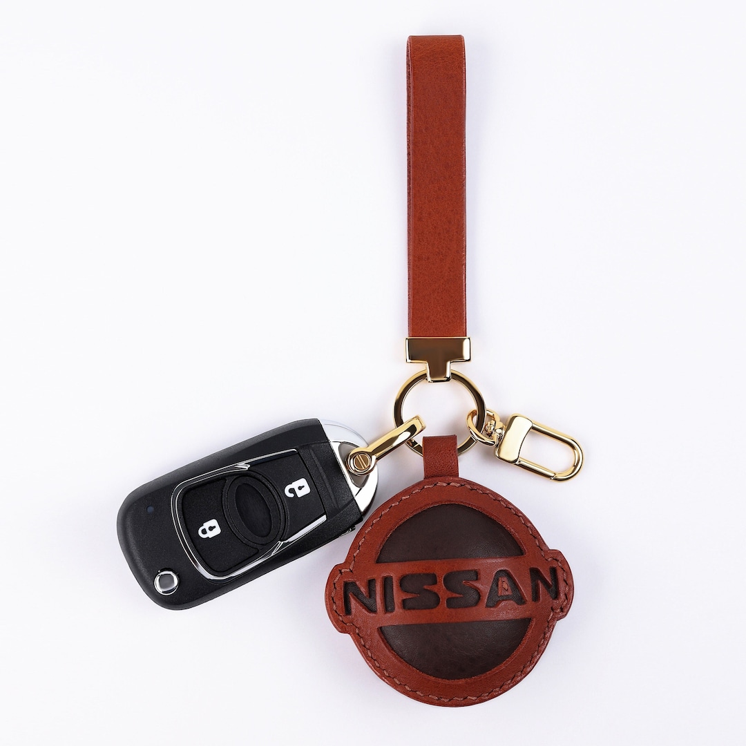 Handmade Nissan Logo Car Keyring, Italian Minerva Box Leather Keychain ...