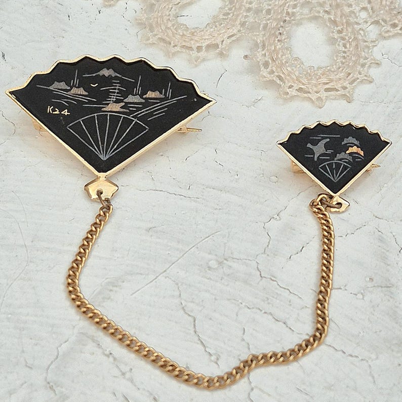 Amita Vintage Japanese Damascene Shakudo Fan Shaped Chatelaine Brooch ...