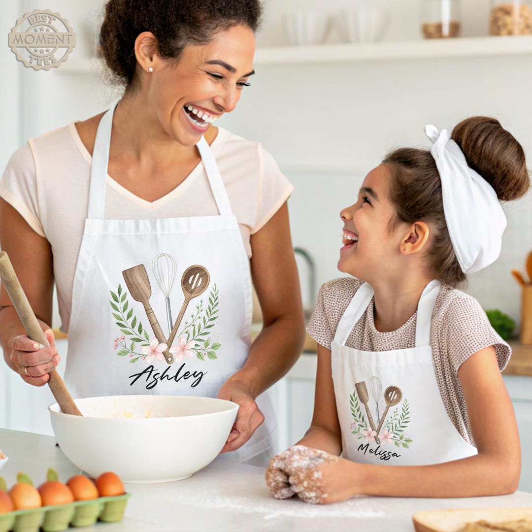 Custom Mama Mini Aprons Mothers Day Aprons, Mama Daughter Kitchen Apron ...
