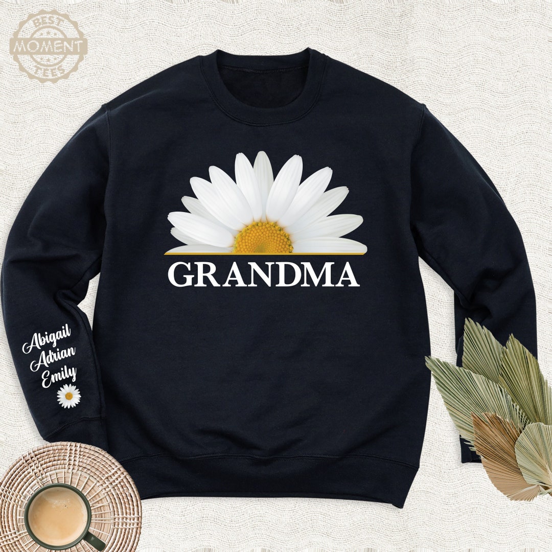 Personalized Grandma Daisy Cute Sweatshirt, New Nana Flower Long Sleeve ...