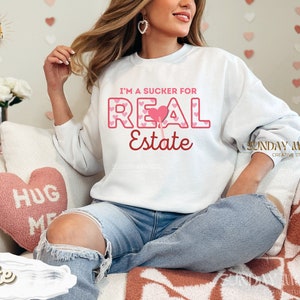 Valentine's Day Real Estate Agent Sweatshirt, Realtor Love Day Sweater ...